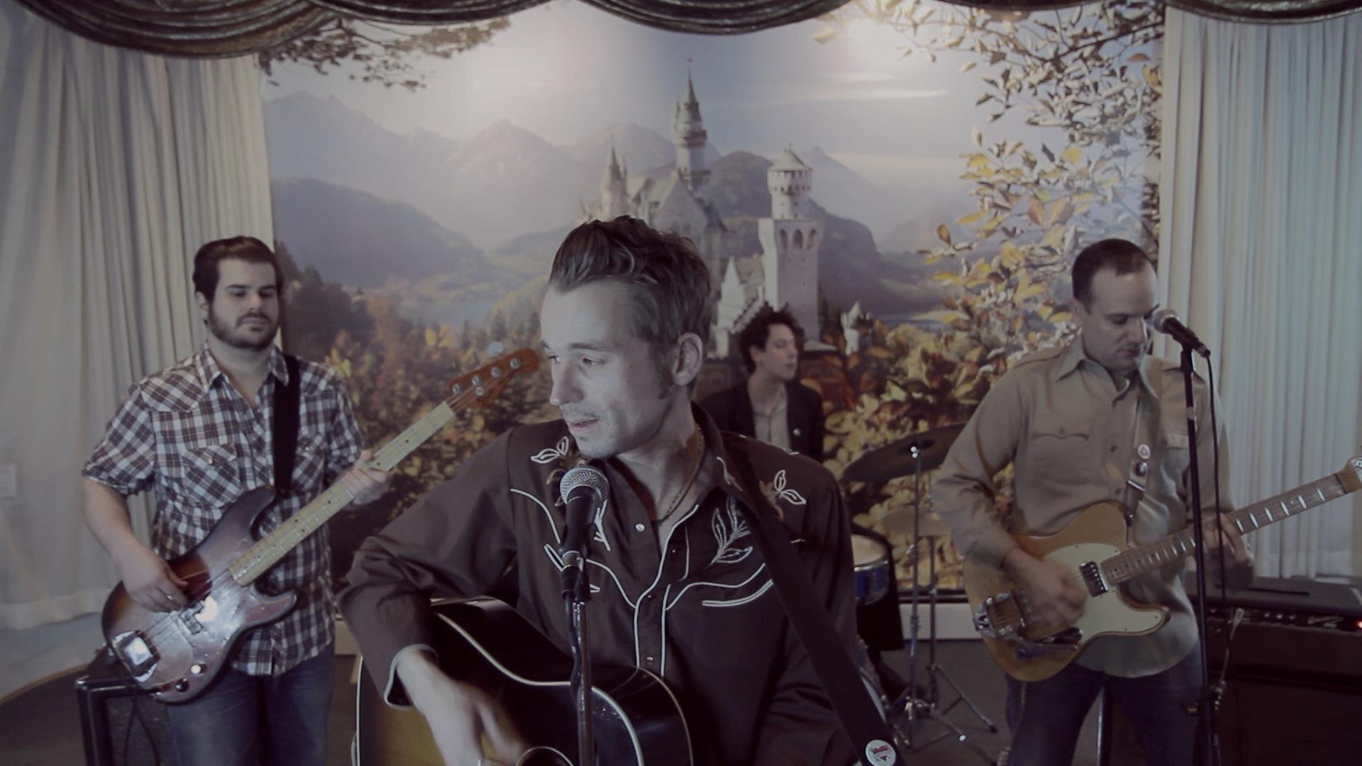 Joe Fletcher and The Wrong Reasons | The Outlaw Roadshow